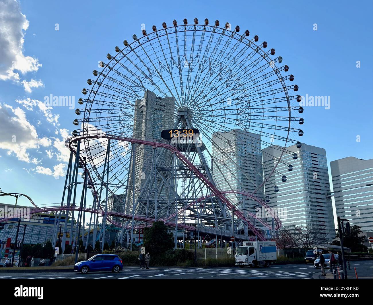 The Cosmo Clock 21 in Yokohama, Japan Stock Photo - Alamy