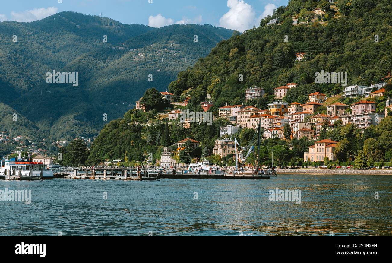 Water transport on lake como hi-res stock photography and images - Alamy