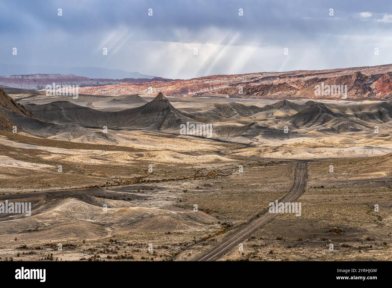 Experience the sweeping beauty of Hanksville, Utah's desert landscape ...