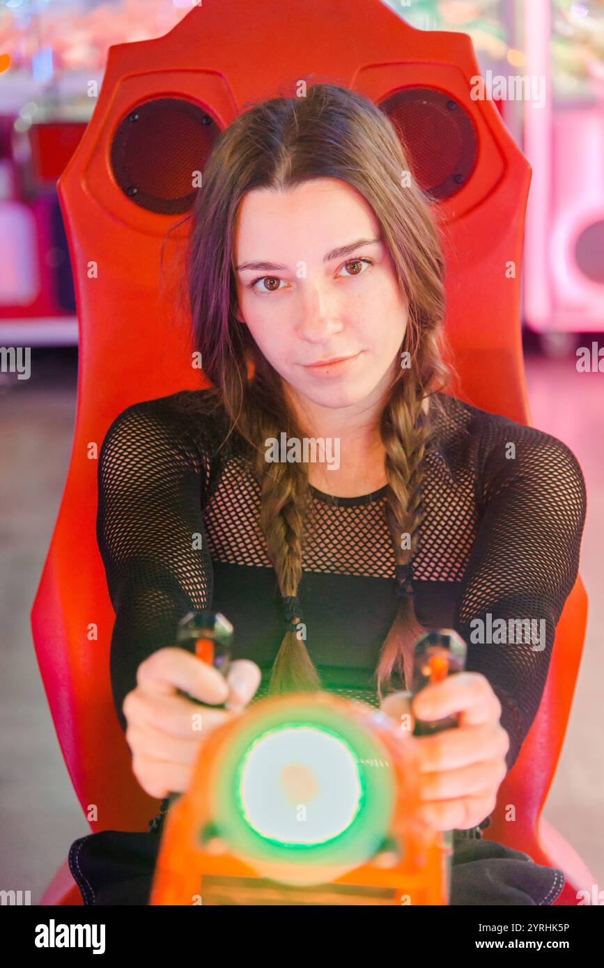 Vertical video neon light girl hi-res stock photography and images - Alamy
