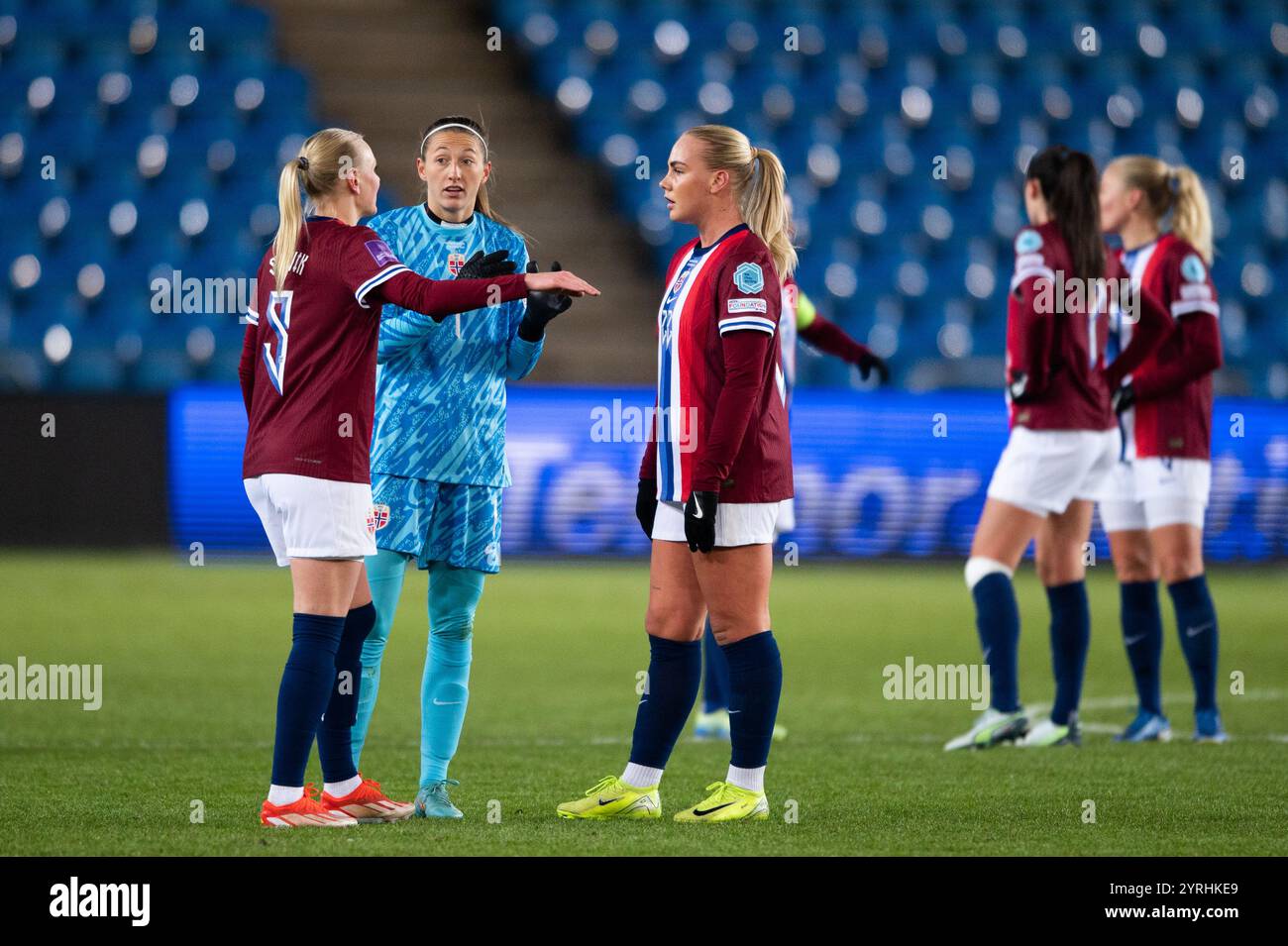 Oslo, Norway. 03rd, December 2024. Goalkeeper Cecilie Fiskerstrand (1 ...