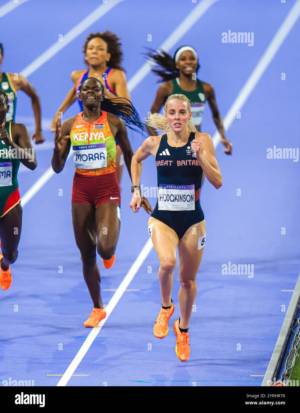 Keely Hodgkinson winning in the 800 meters at the Paris 2024 Olympic ...