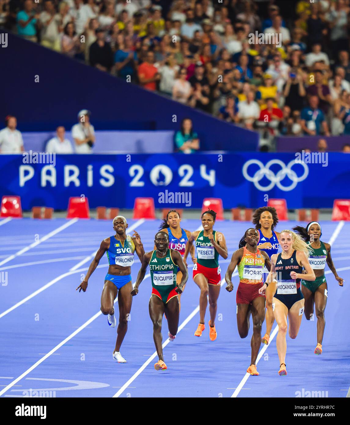 Keely Hodgkinson winning in the 800 meters at the Paris 2024 Olympic ...