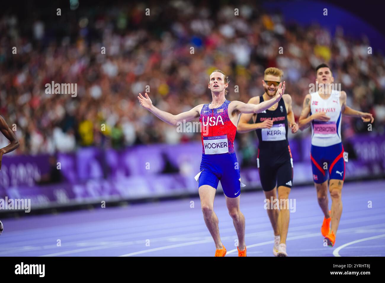 Cole Hocker winning in the 1500 meters at the Paris 2024 Olympic Games ...