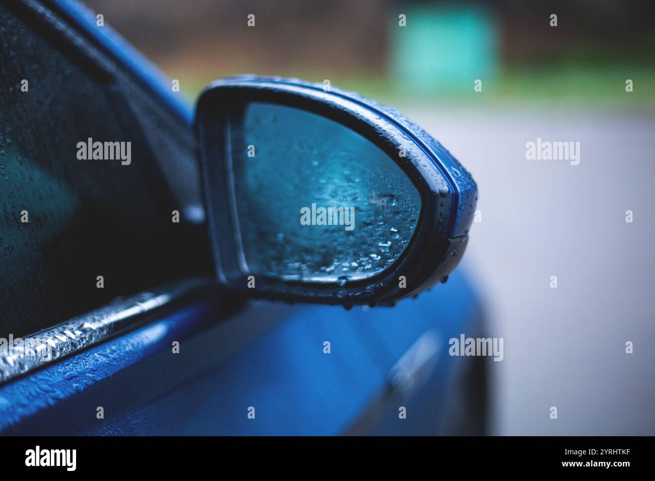 Reflection side rear view car hi-res stock photography and images - Alamy