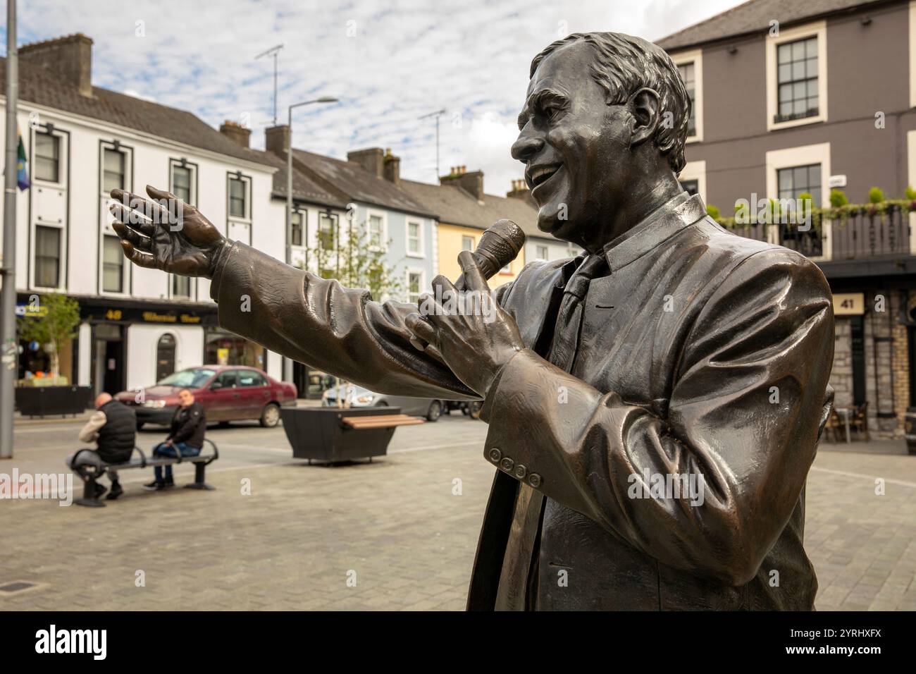Ireland, County Westmeath, Mullingar, Pearse Street, popular singer Joe ...