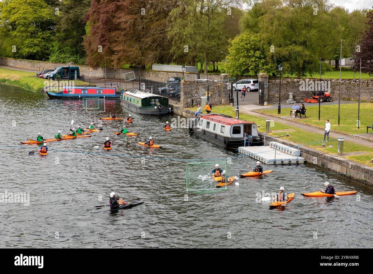 Ireland, County Westmeath, Mullingar, Royal Canal, children playing ...