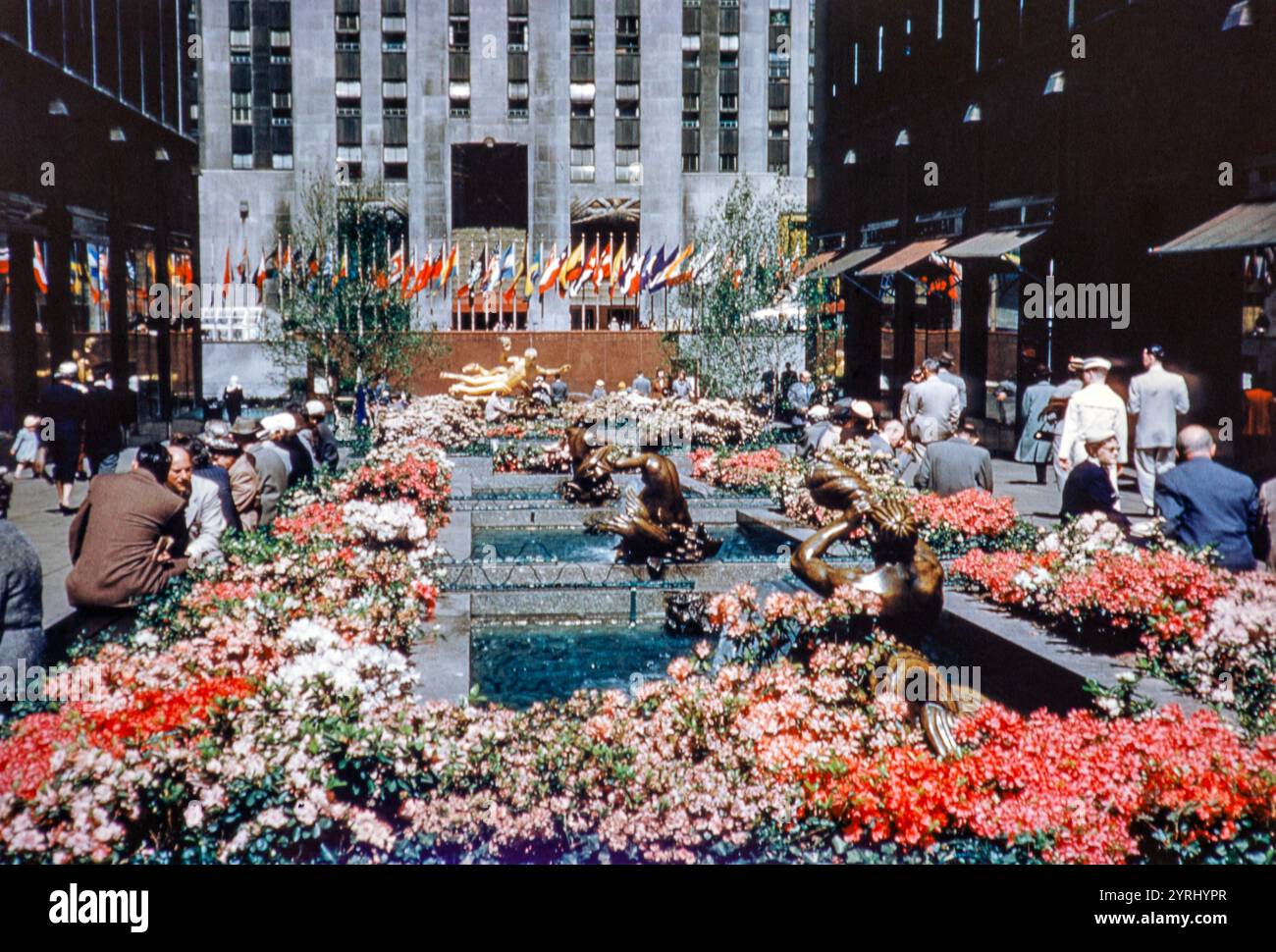Bronze sculpture of Prometheus by Paul Manship 1934, Rockefeller Plaza, Rockefeller Center, New ...