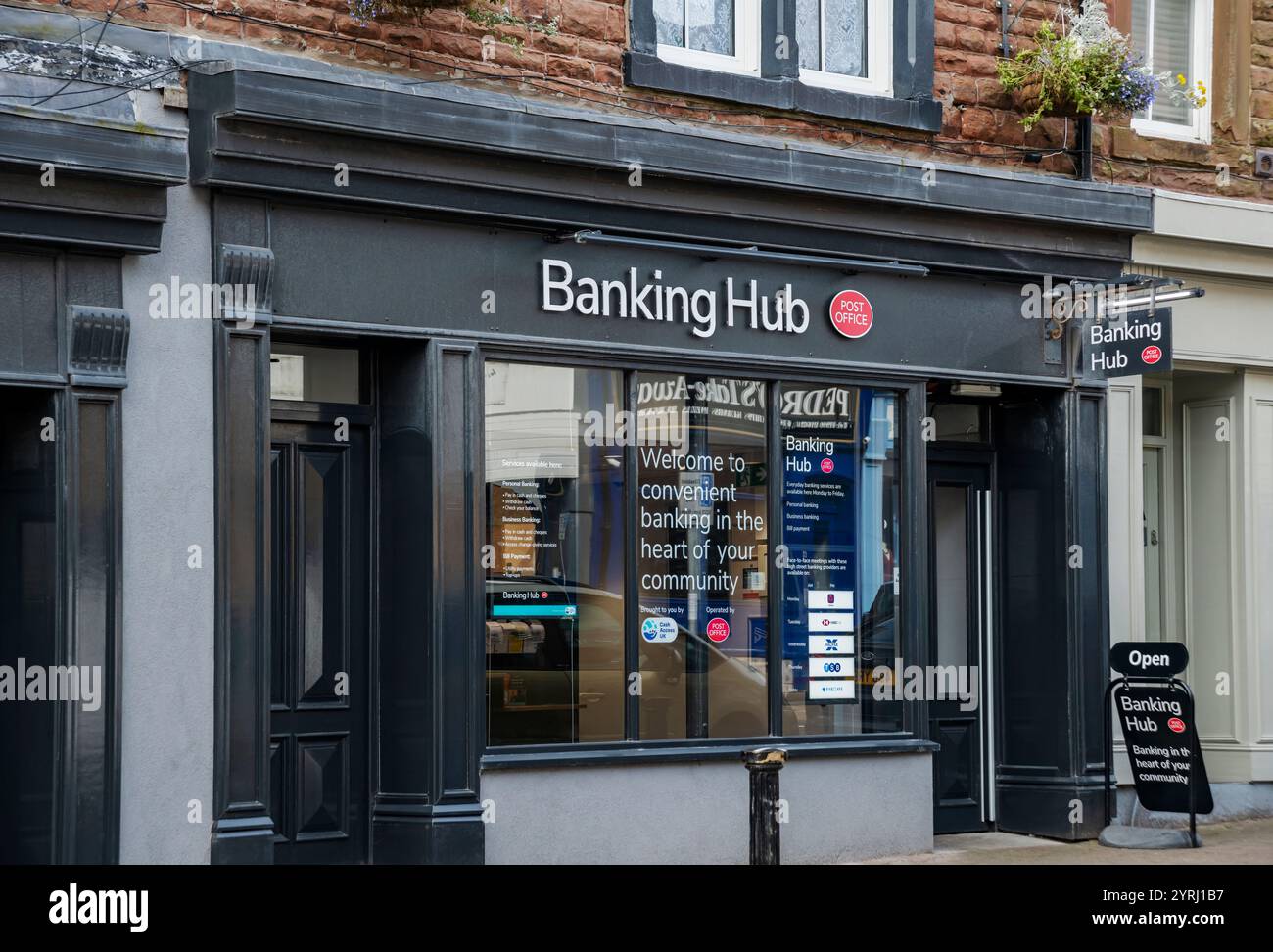 Bank hub hi-res stock photography and images - Alamy