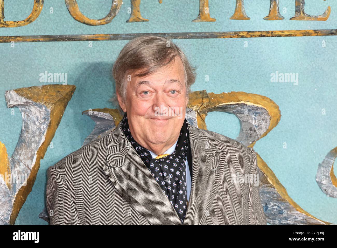 Stephen Fry, The Lord of the Rings: The War of the Rohirrim - World ...