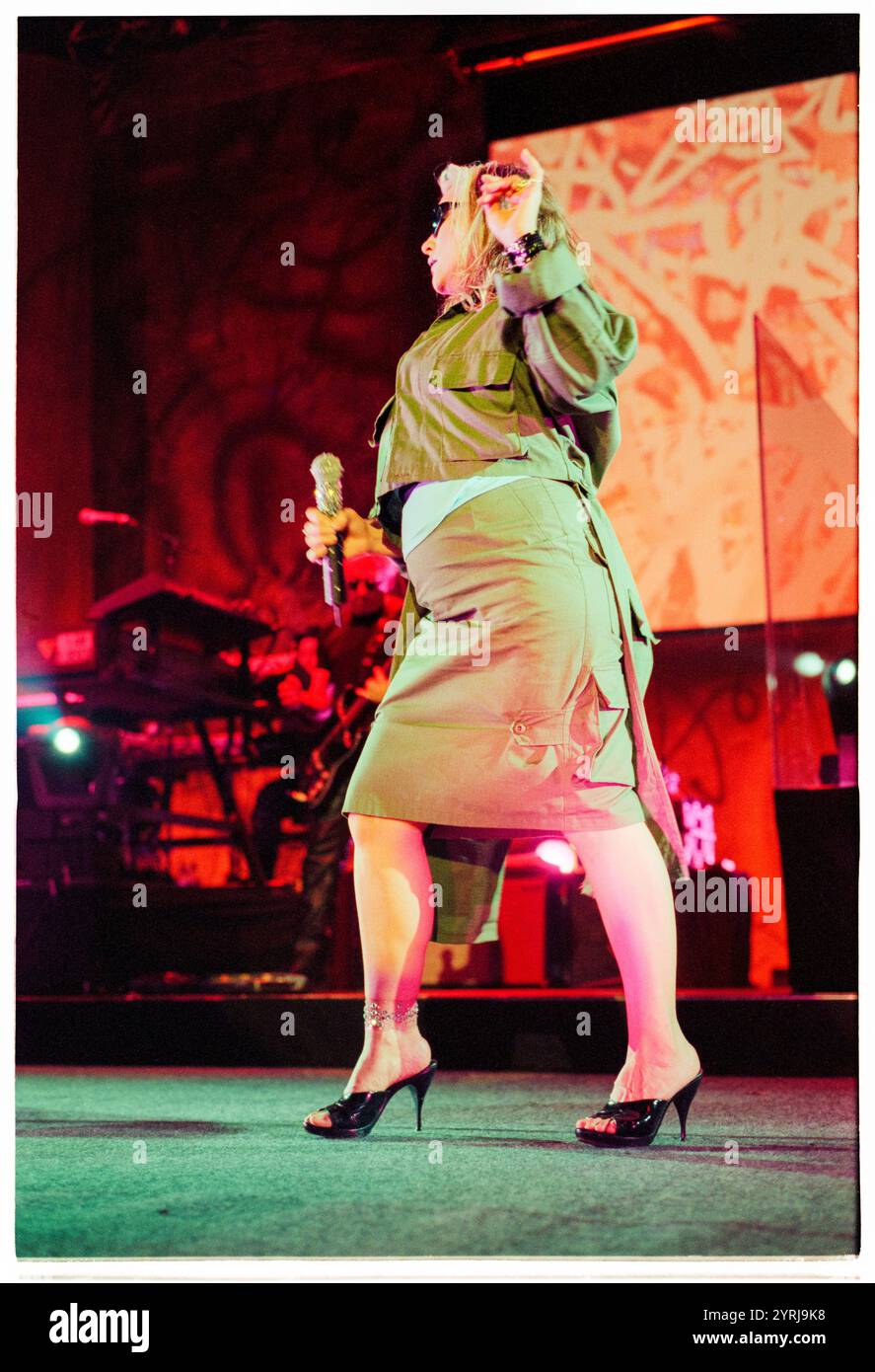 DEBBIE HARRY, BLONDIE, MARIA TOUR, 1999: Debbie Harry of Blondie ...