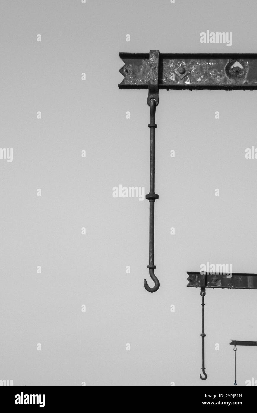 Mechanical hoisting hi-res stock photography and images - Alamy