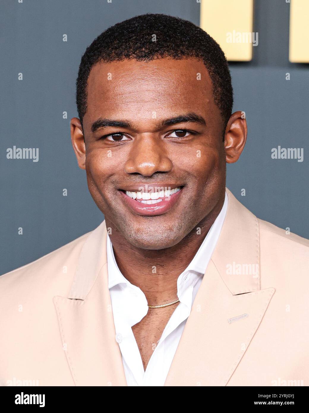 HOLLYWOOD, LOS ANGELES, CALIFORNIA, USA - DECEMBER 03: Jay Reeves ...