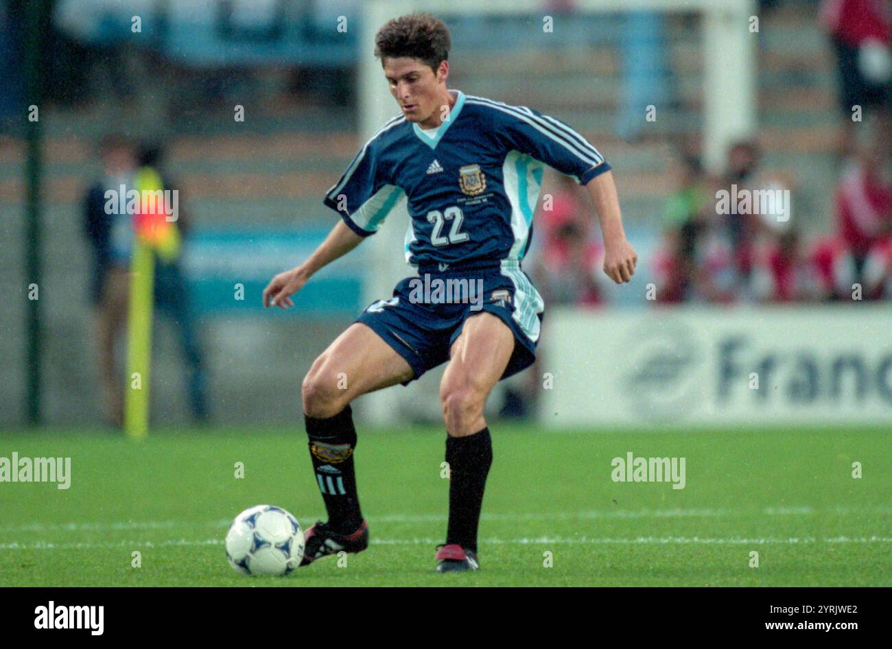 Javier zanetti 1998 hi-res stock photography and images - Alamy