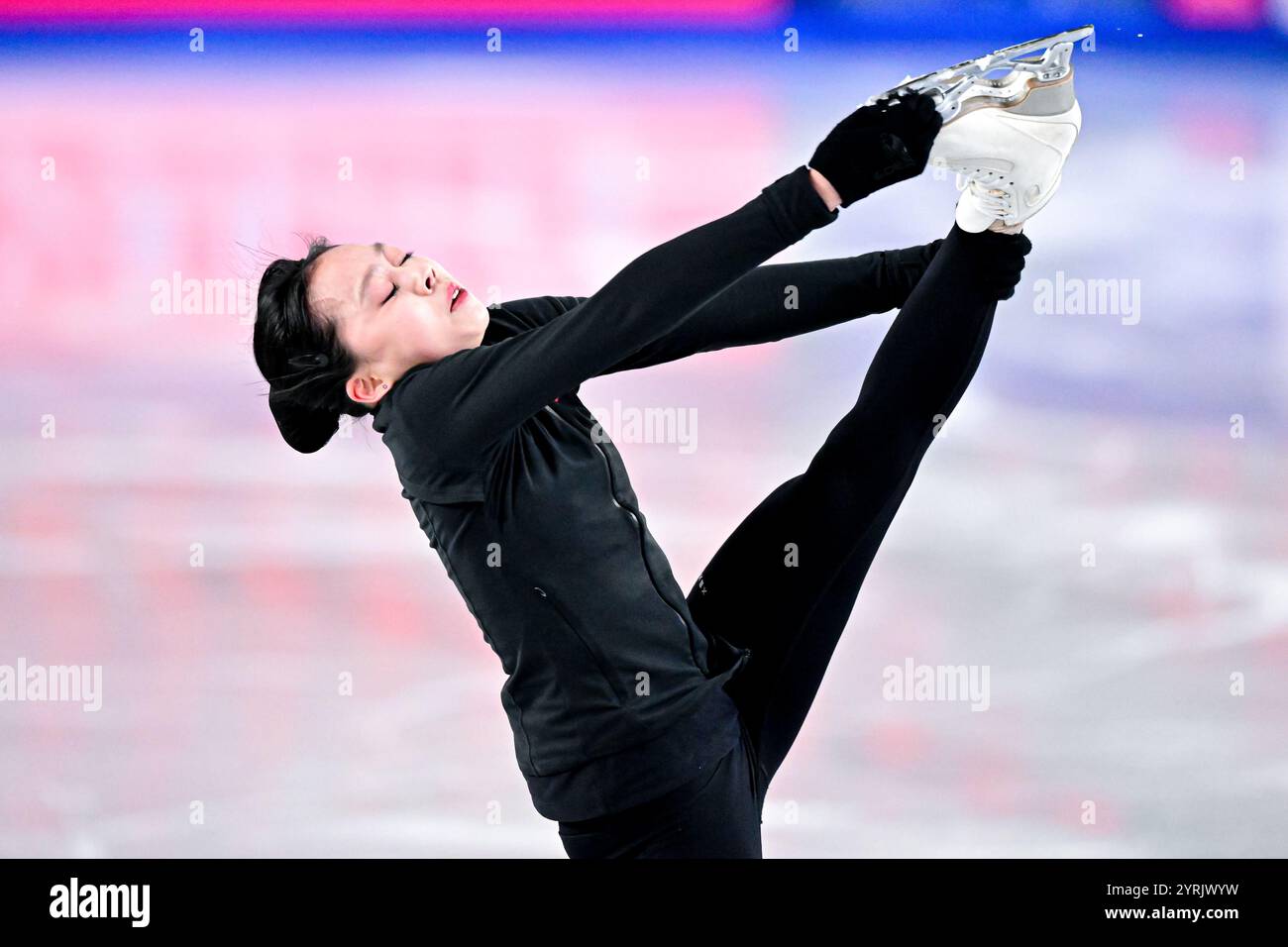 Wang yihan skating hi-res stock photography and images - Alamy