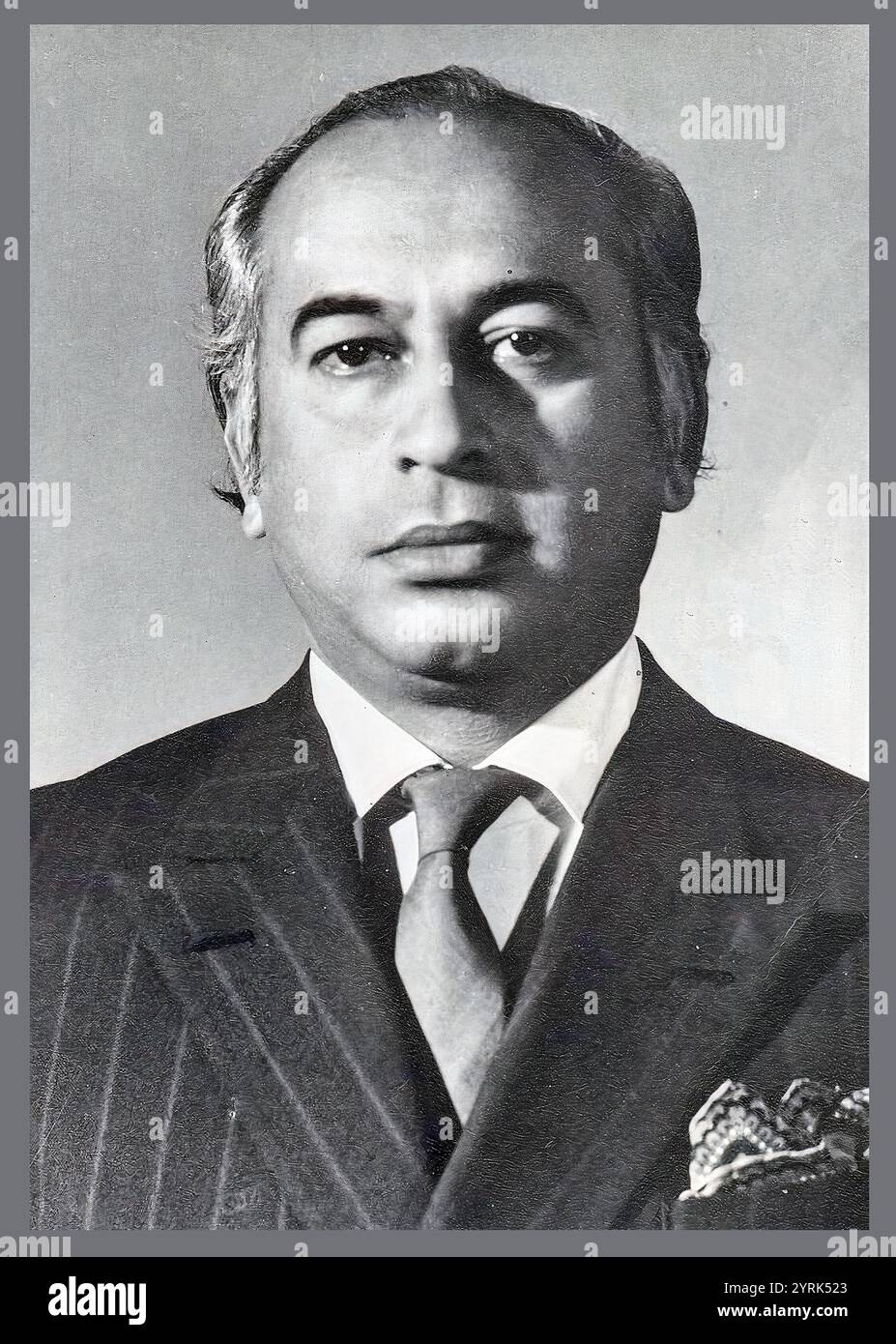 Ninth prime minister of pakistan hi-res stock photography and images ...