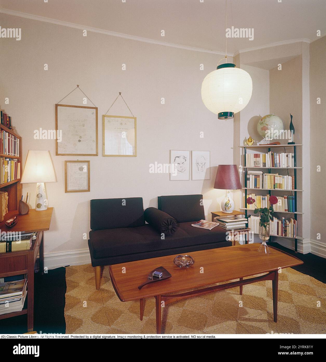 1950s living room hi-res stock photography and images - Alamy