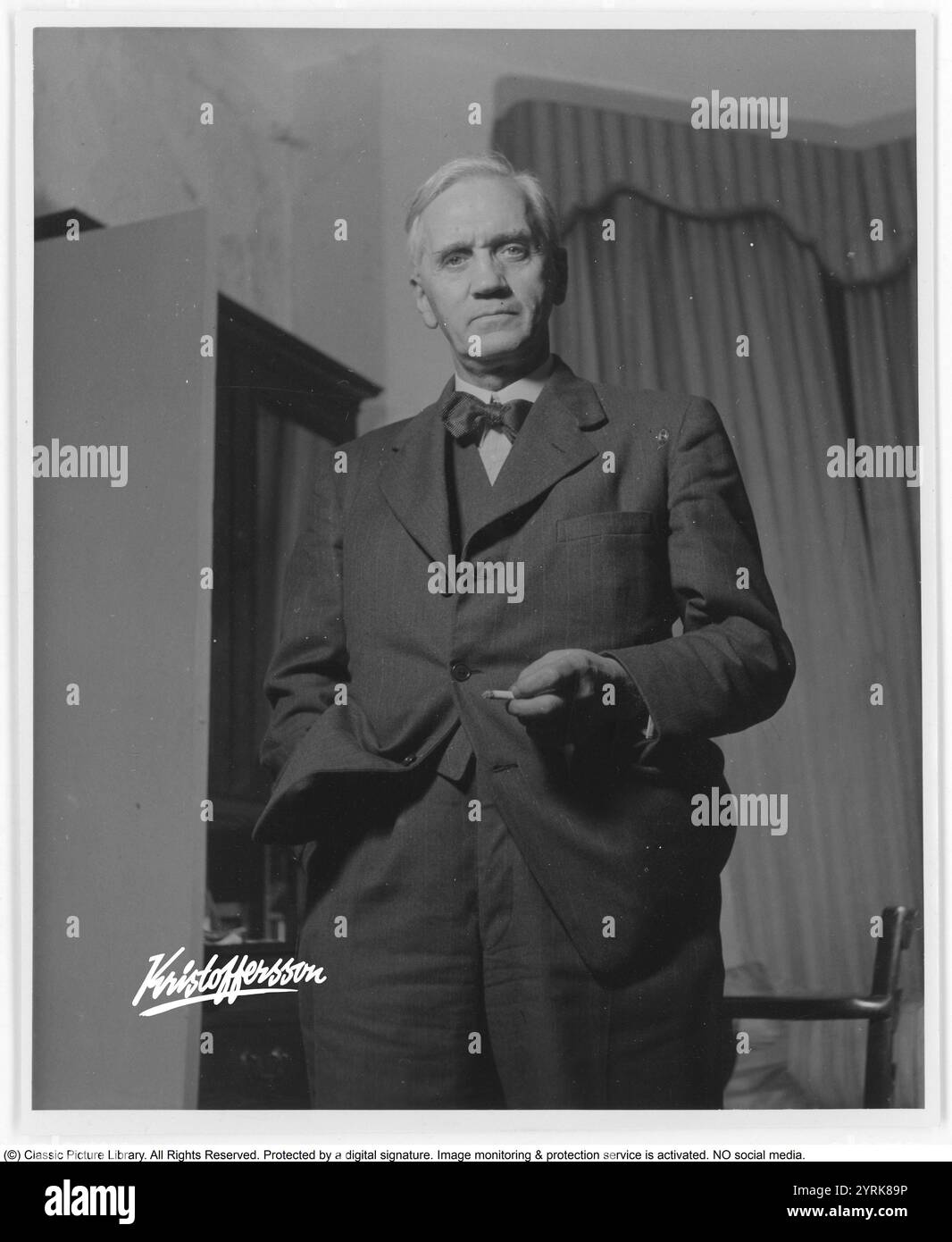 Sir Alexander Fleming 1945. 6 August 1881 - 11 March 1955, Scottish ...