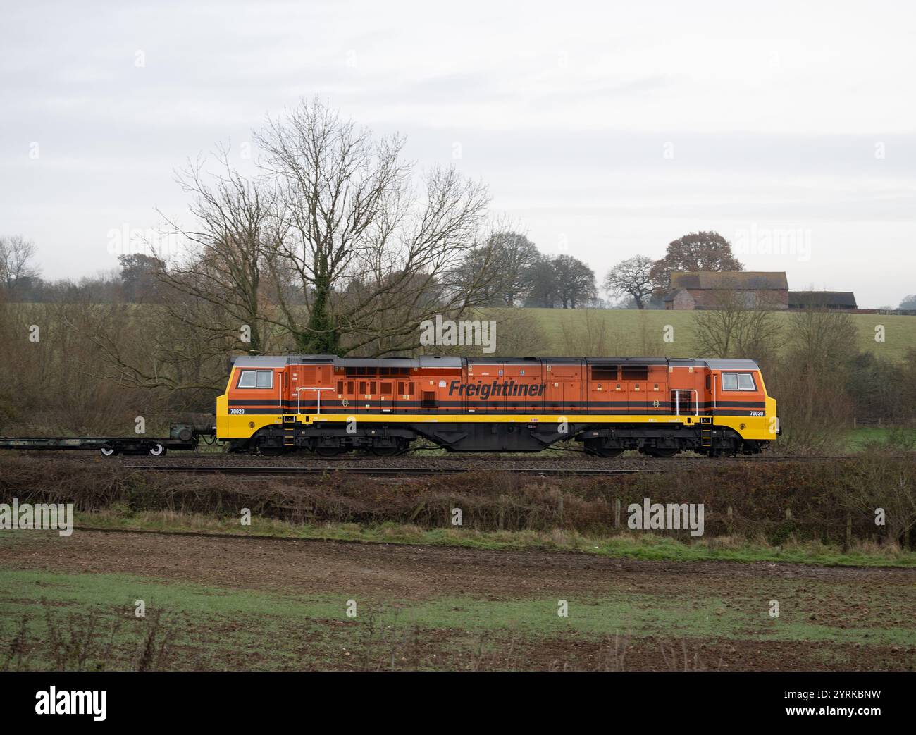 Freightliner class 70 diesel locomotive No. 70020 pulling freightliner ...