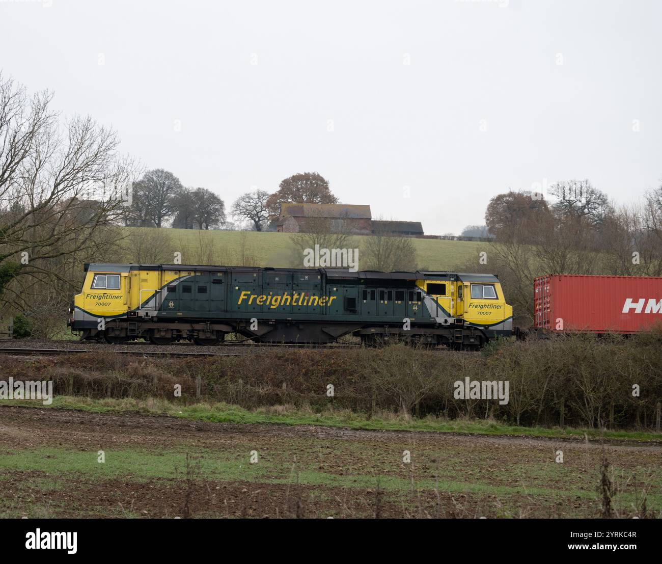 Class 70 diesel locomotive No. 70007 pulling a freightliner train ...