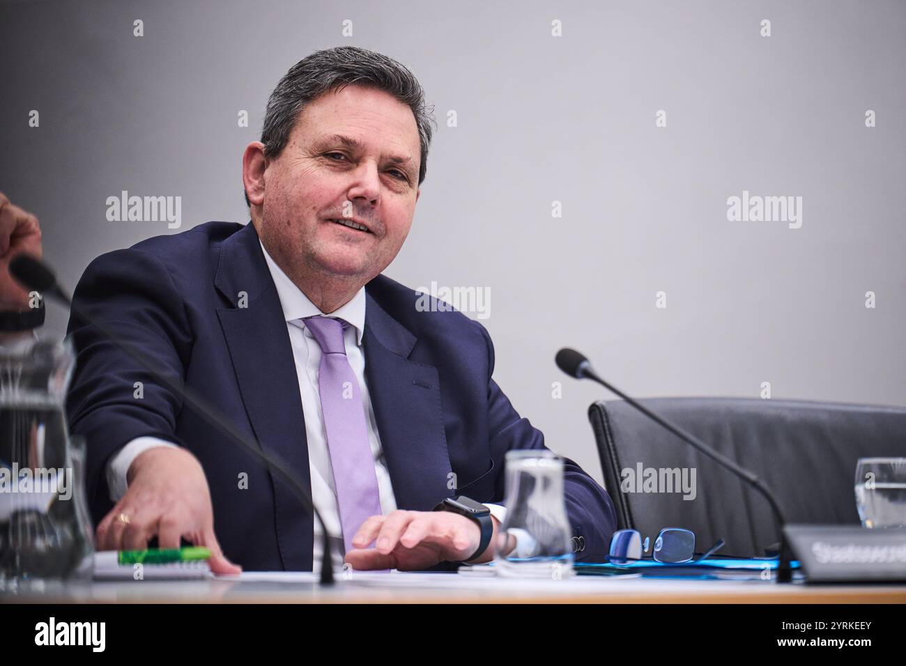 Emmissiezone hi-res stock photography and images - Alamy