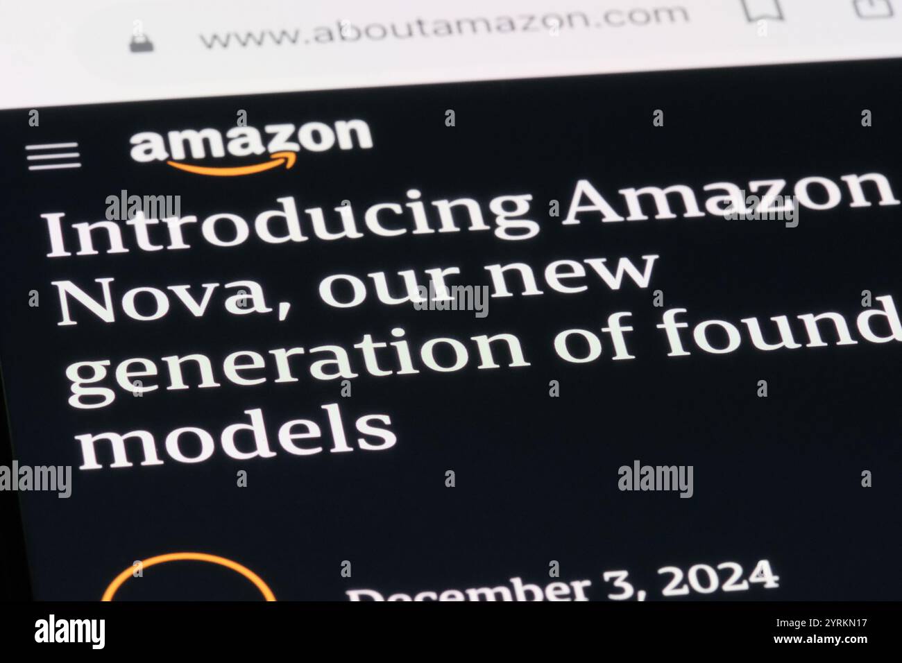 Amazon ai model hi-res stock photography and images - Alamy