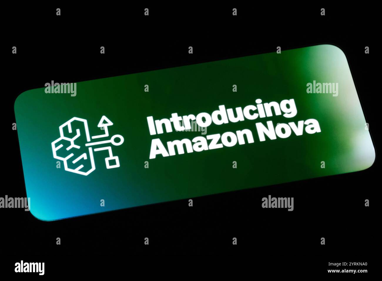 Amazon logo on screen hi-res stock photography and images - Alamy