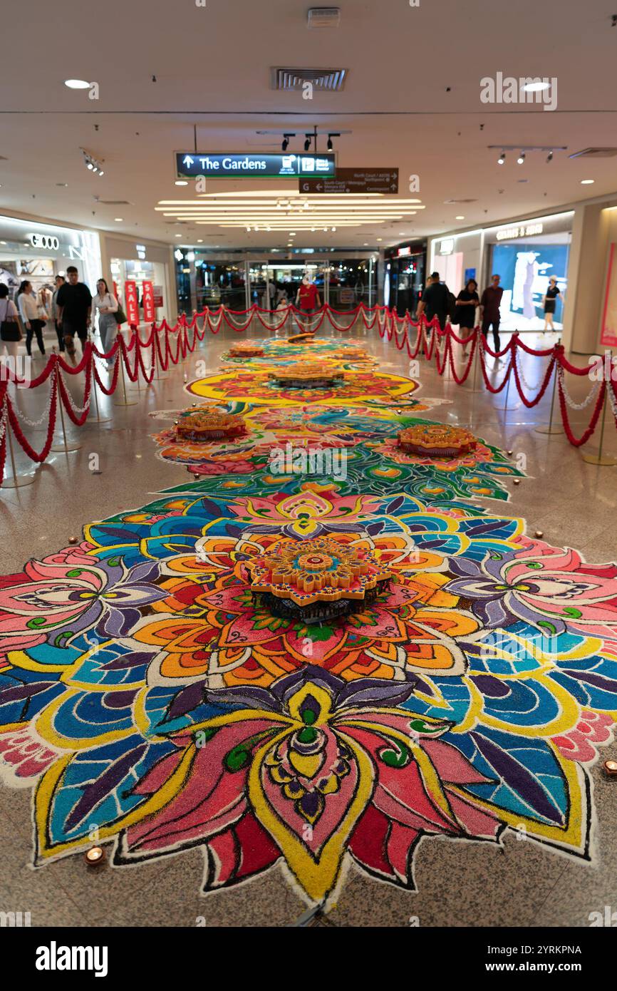 KUALA LUMPUR, MALAYSIA - NOVEMBER 09, 2023: Deepavali decorations.in ...