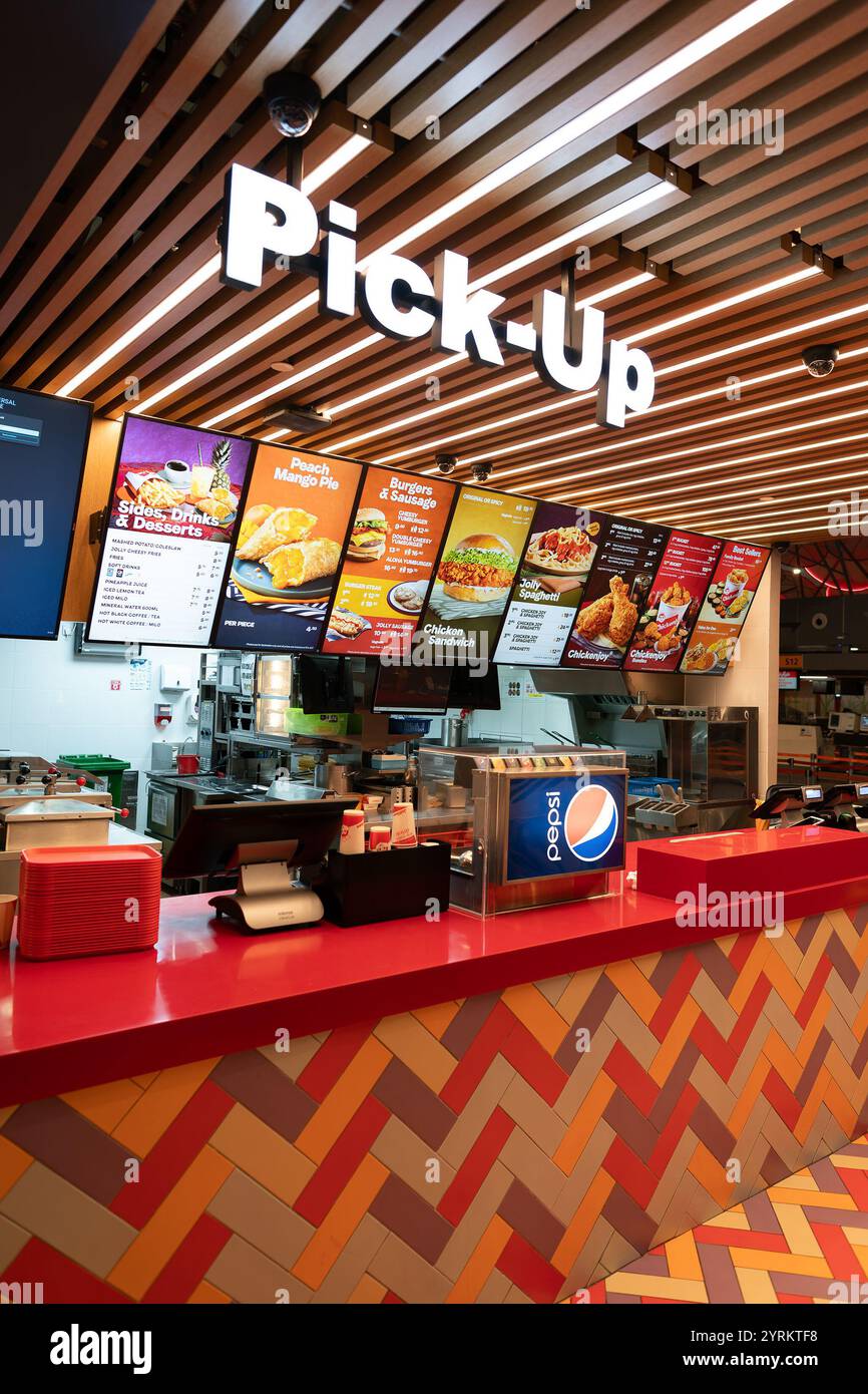 KUALA LUMPUR, MALAYSIA - NOVEMBER 14, 2023: service counter in Jollibee ...
