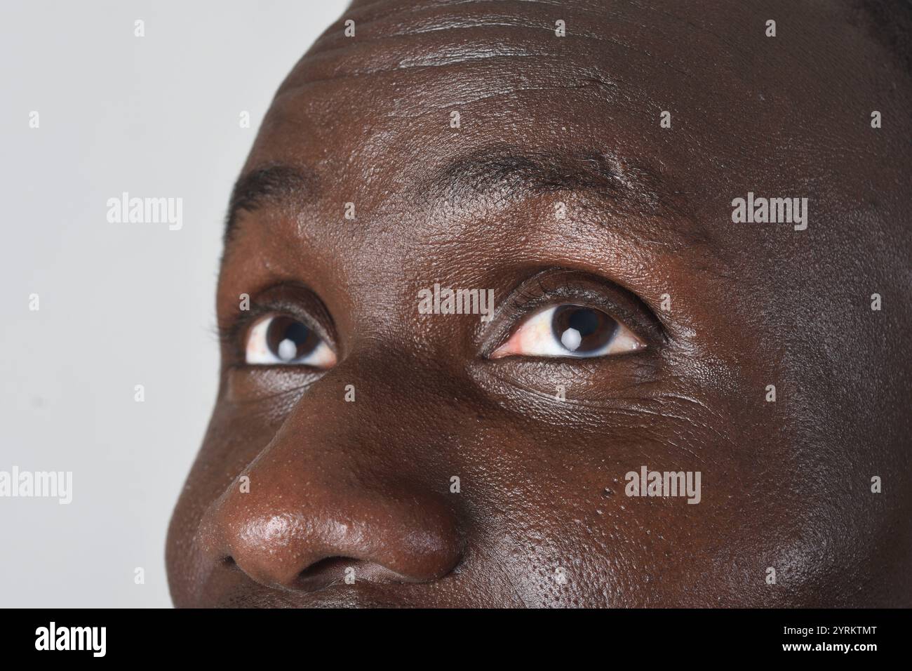 Mans face side view hi-res stock photography and images - Alamy