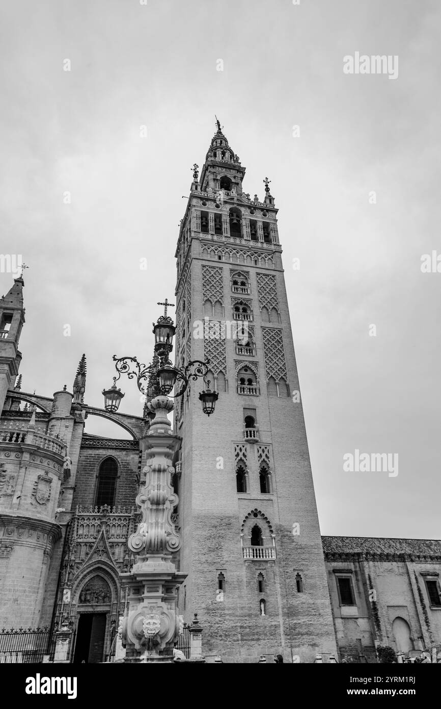 Great mosque built in Black and White Stock Photos & Images - Alamy