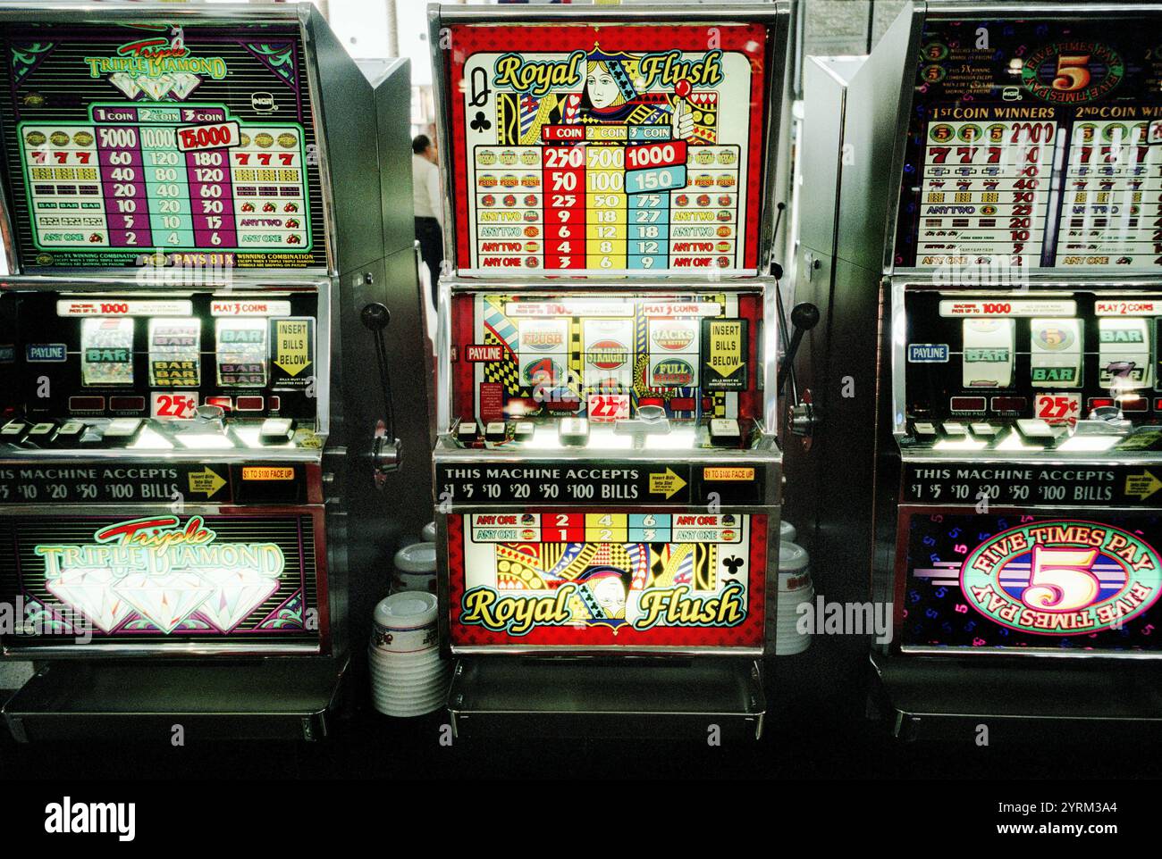 Inside las vegas airport terminal hi-res stock photography and images ...