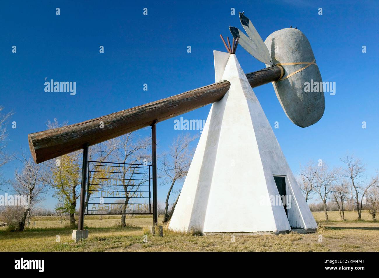 World s biggest Indian tomahawk (weights 8 tons). Cut Knife ...