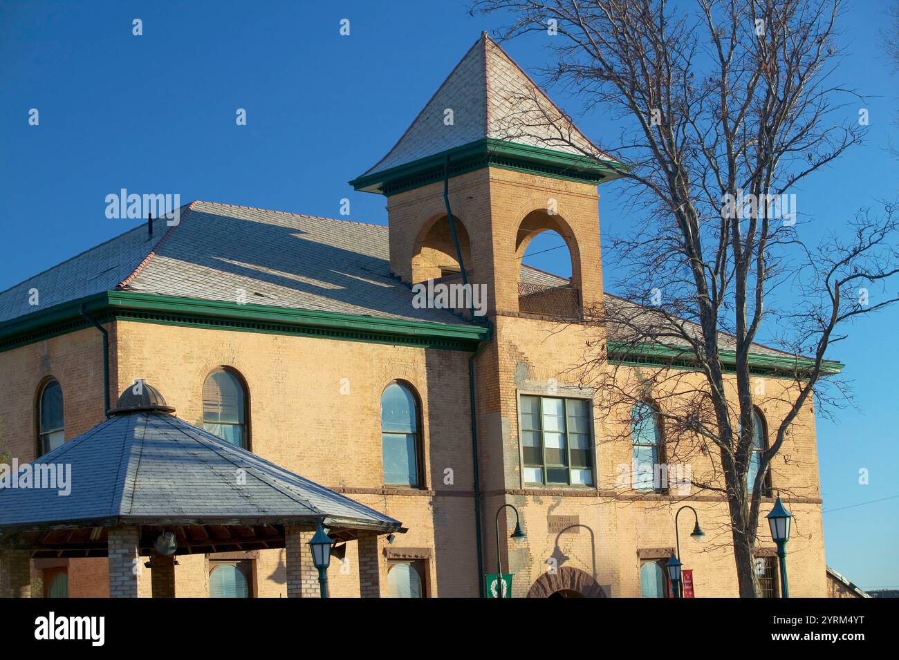 Navajo County Couthouse built 1898, Holbrook Visitor Center and Museum ...