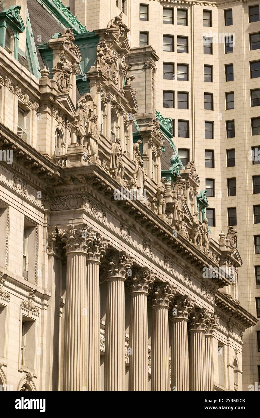 Building detail, Beaux-Arts style. Downtown. Manhattan. New York city ...