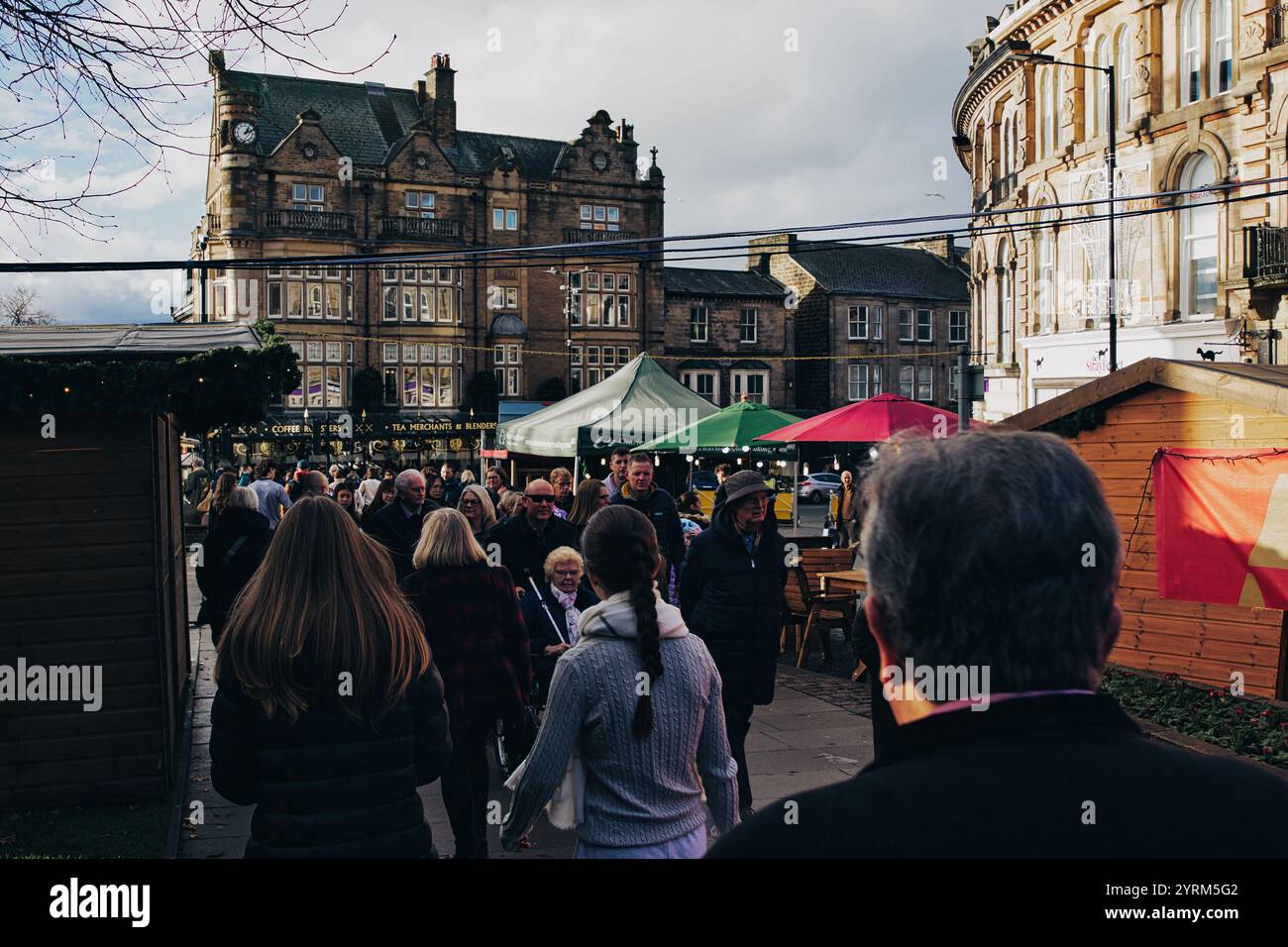 Market scene unfolds in hi-res stock photography and images - Alamy