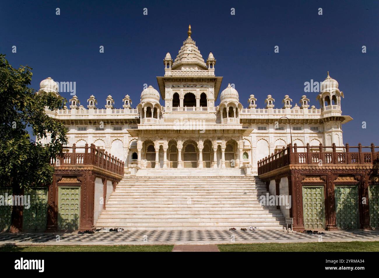 Jaswant Thada. Memorial to Maharajah Jaswant Singh II built 1899 ...