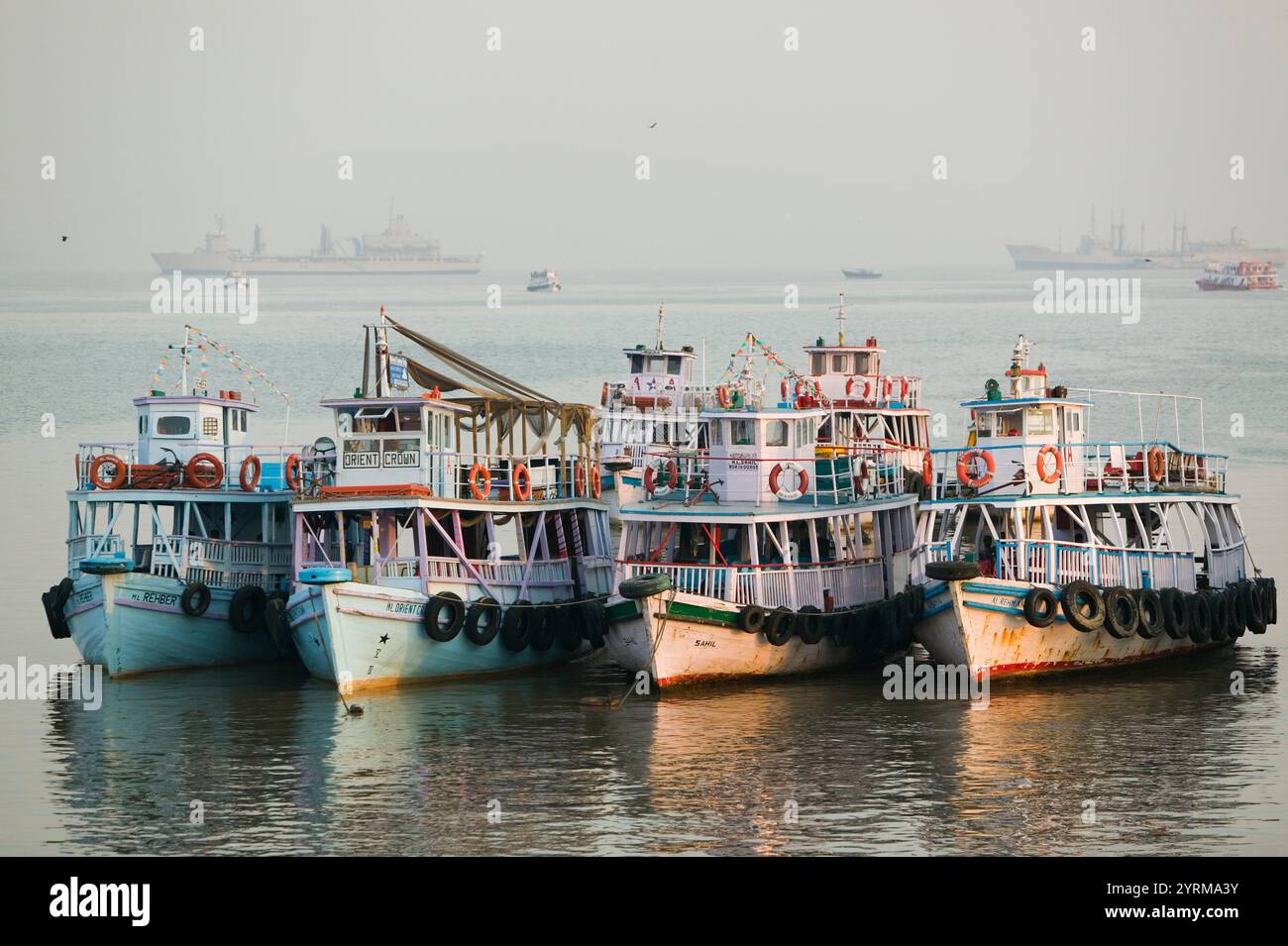 Harbor ferries by Gateway of India in late afternoon, Bombay ...