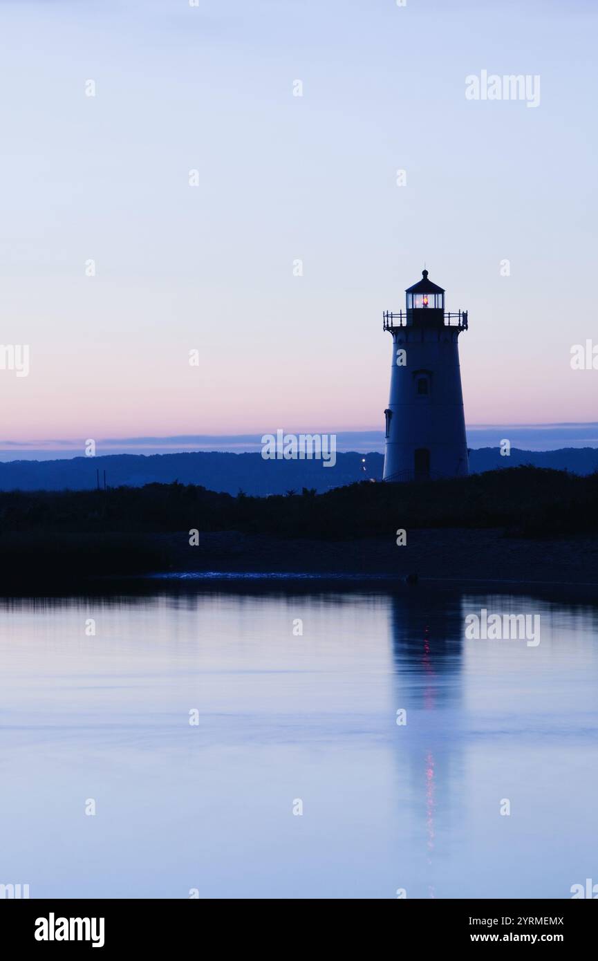 USA-MASSACHUSETTS-Martha's Vineyard: Edgartown- Edgartown Lighthouse ...