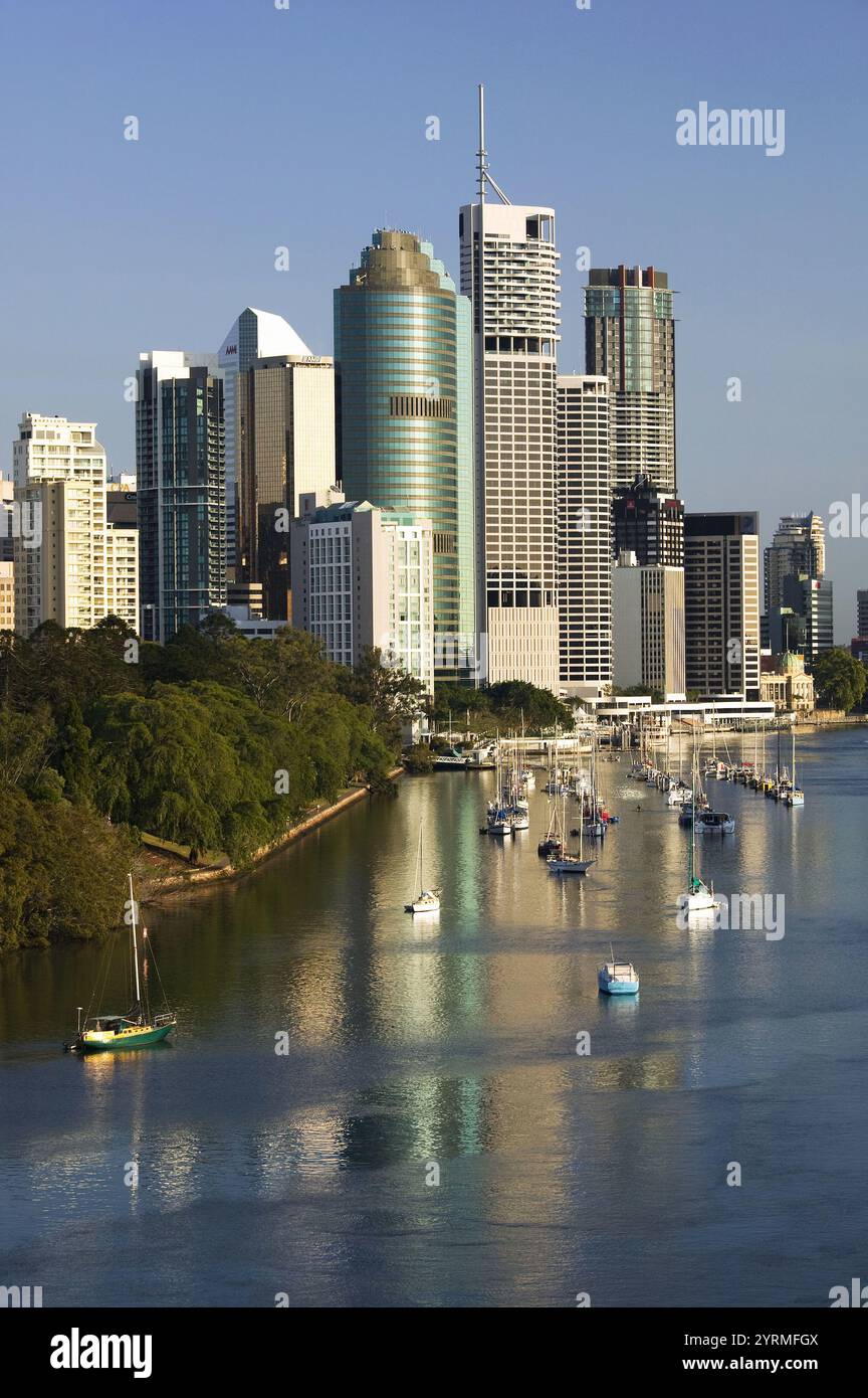 Brisbane skyline color buildings hi-res stock photography and images ...