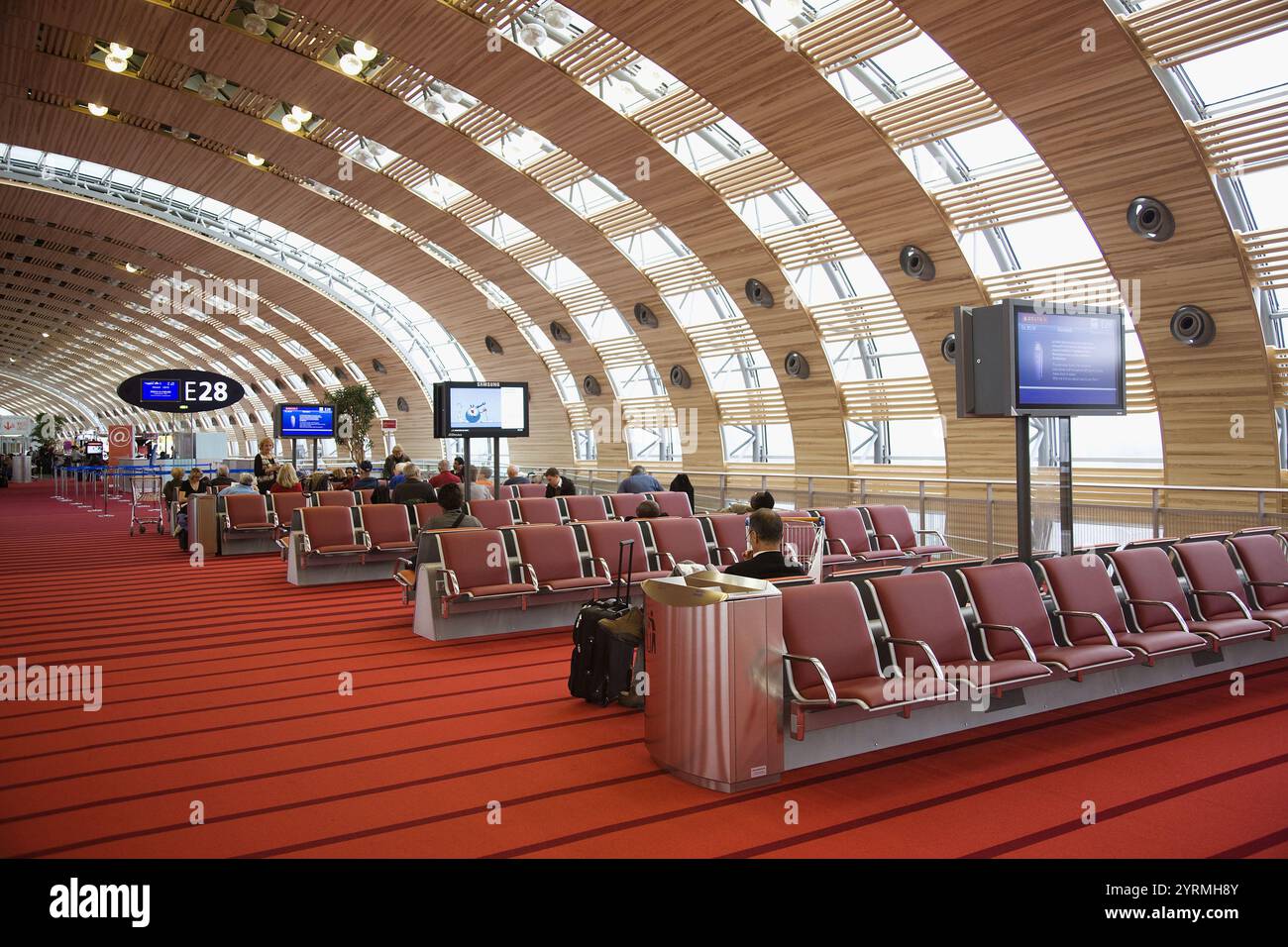 Charles de Gaulle Airport, international departure area, Terminal 2E ...