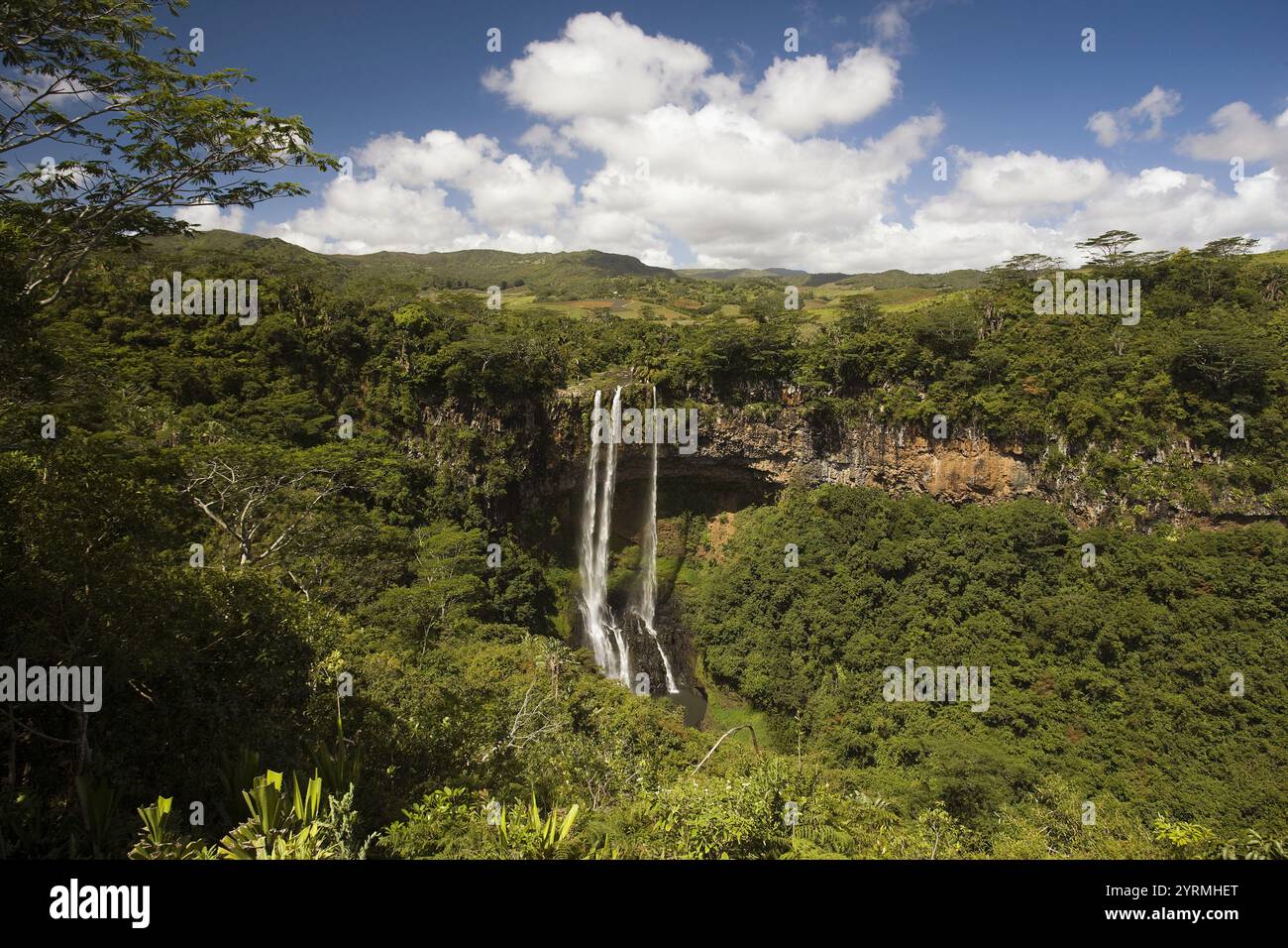 Cascade chamarel hi-res stock photography and images - Alamy