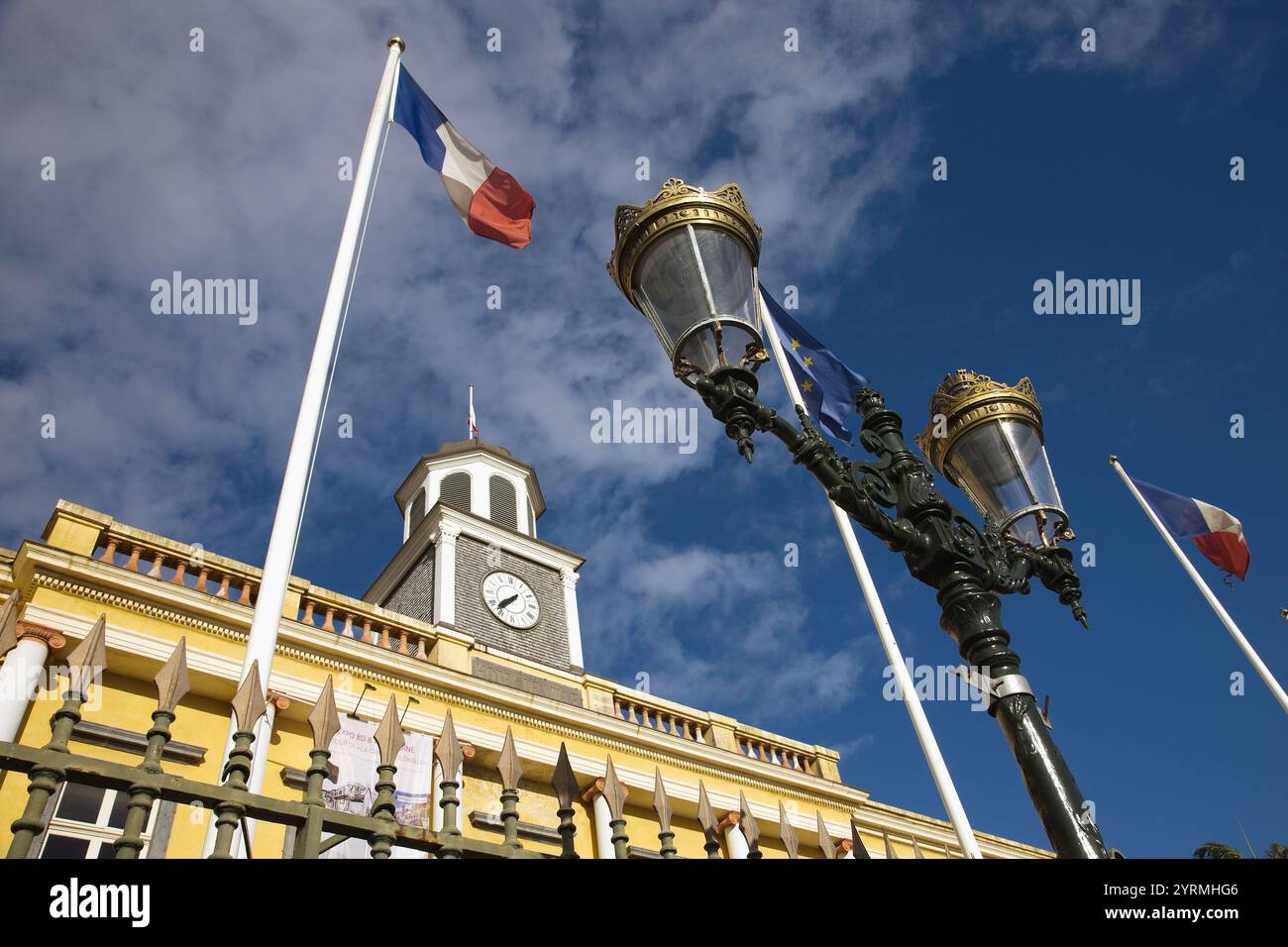 Saint denis town hall hi-res stock photography and images - Alamy