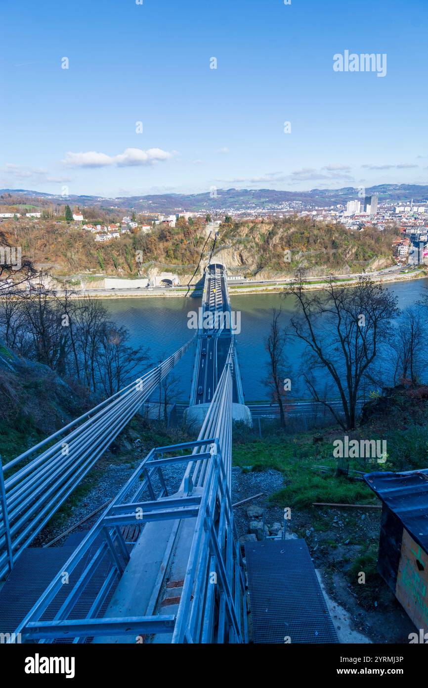 Linz: freeway A26 bridge Donautalbrücke, the bridge is the longest ...