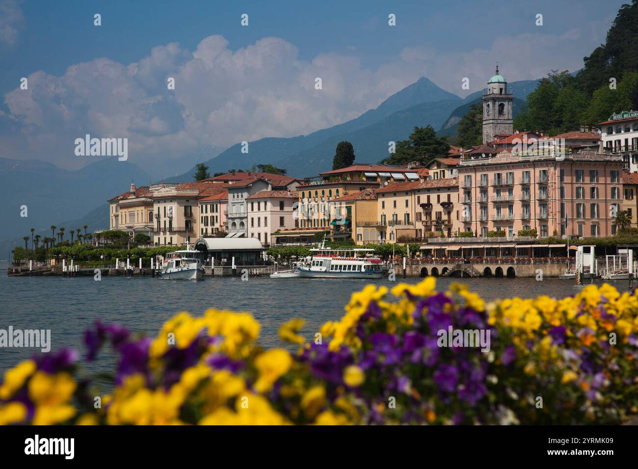Italy, Lombardy, Lakes Region, Lake Como, Bellagio, town view Stock ...