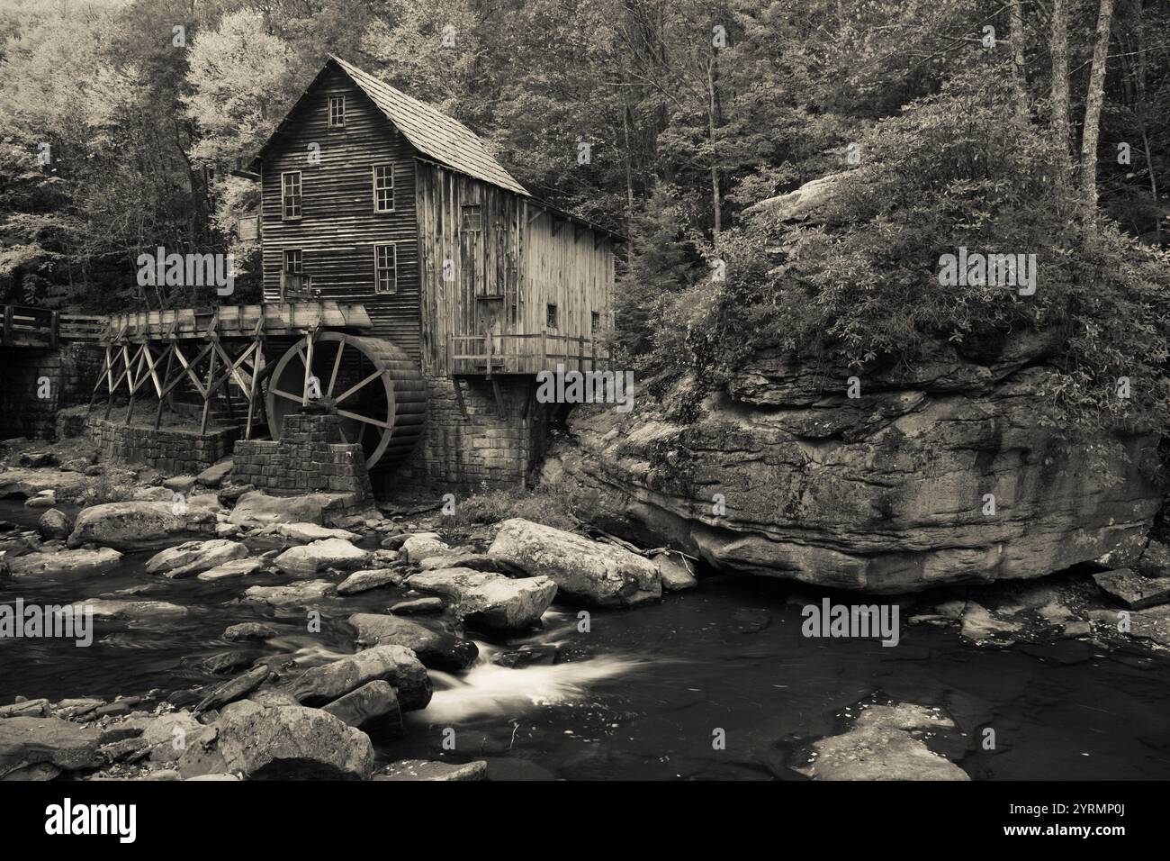USA, West Virginia, Clifftop, Babcock State Park, The Glade Creek Grist ...