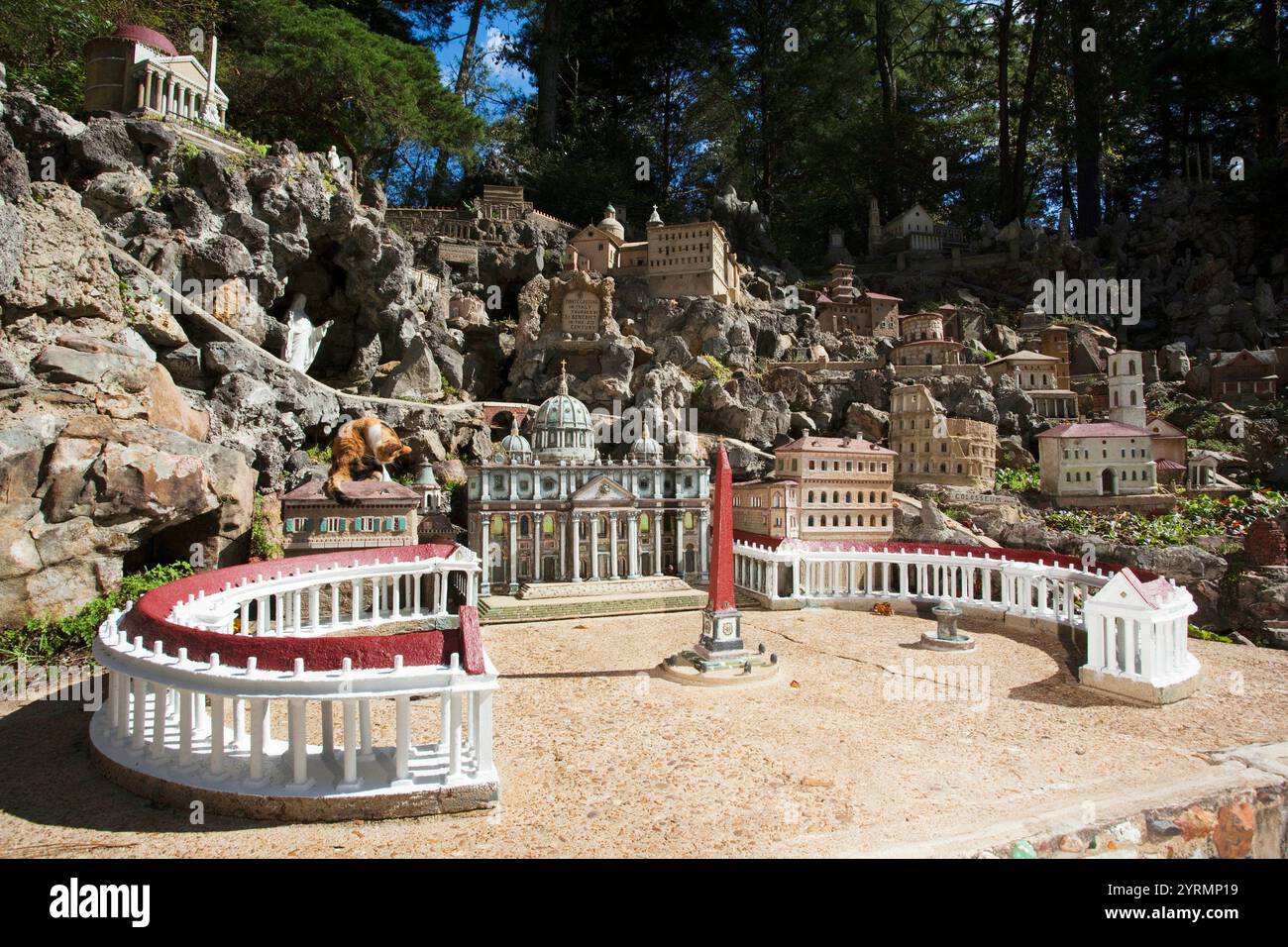 USA, Alabama, Cullman, Ave Maria Grotto, miniature international ...