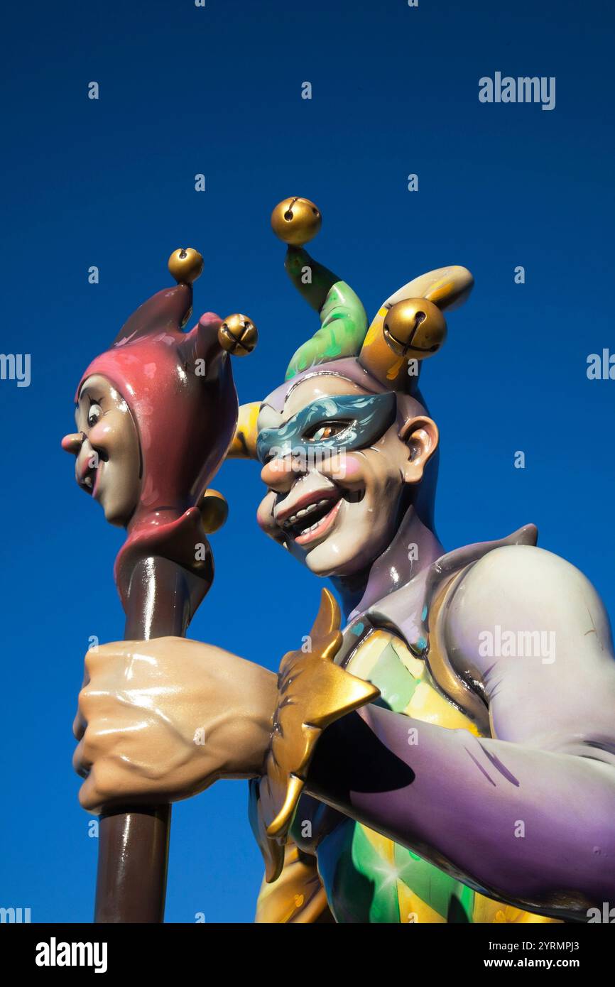 USA, Louisiana, New Orleans, Riverwalk, Mardi Gras jester statue Stock ...