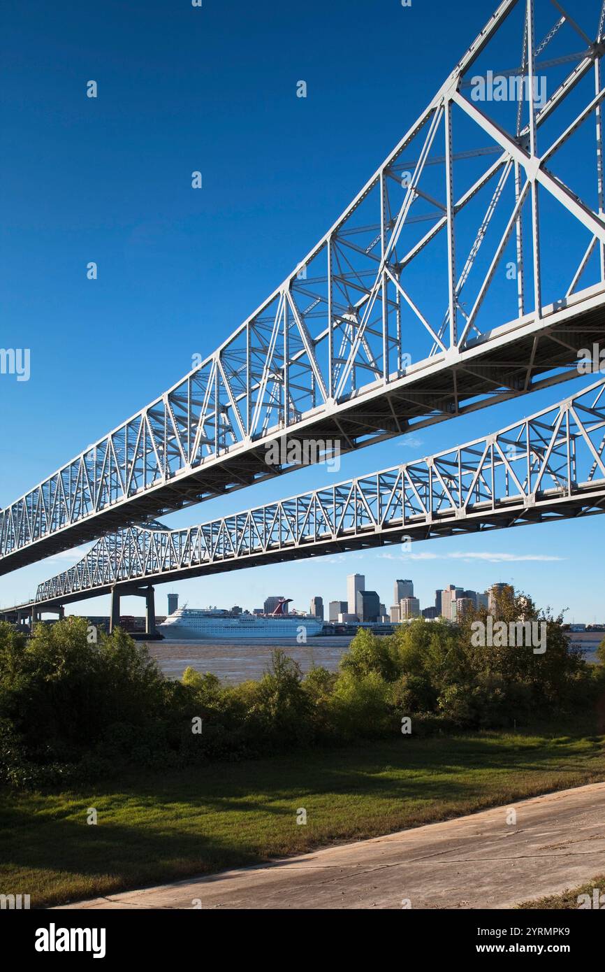 USA, Louisiana, New Orleans, skyline from the Greater New Orleans ...