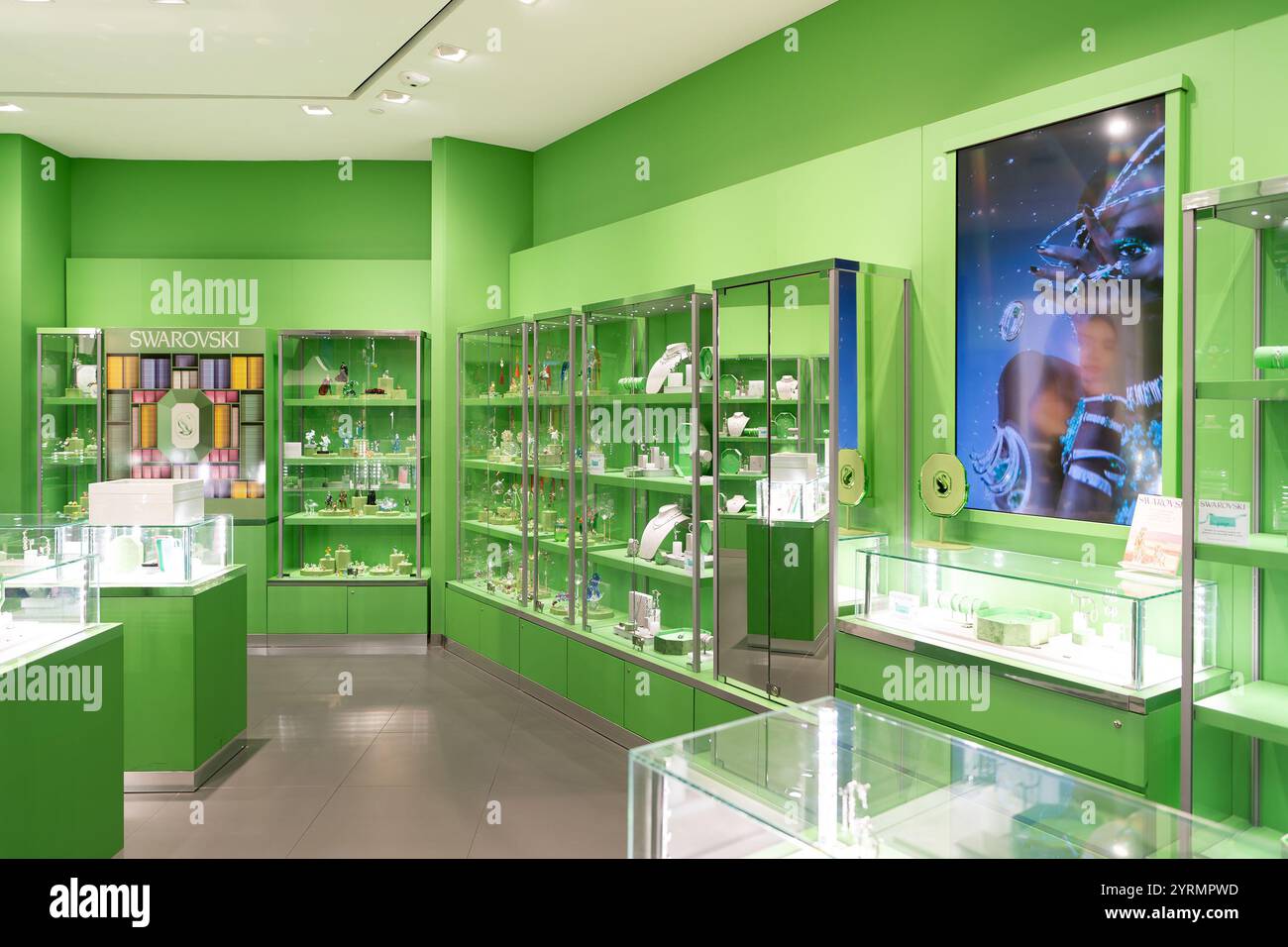 Precis store hi-res stock photography and images - Alamy